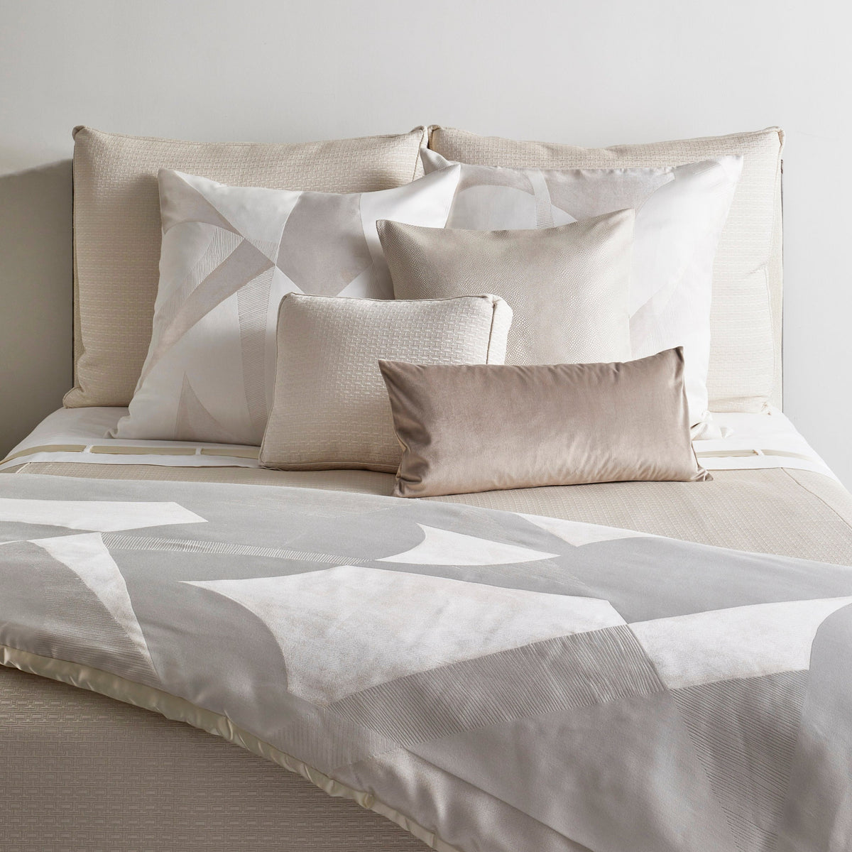 Clio Duvet – Ann Gish