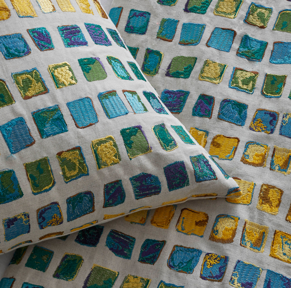 Tesserae Mosaic Throw – Ann Gish